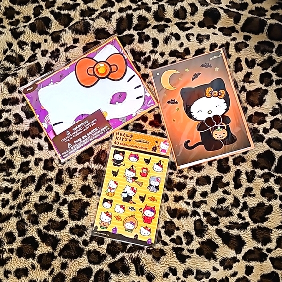 Papyrus | Holiday | Hello Kitty Set 2 Ltd Edition Papyrus Halloween ...